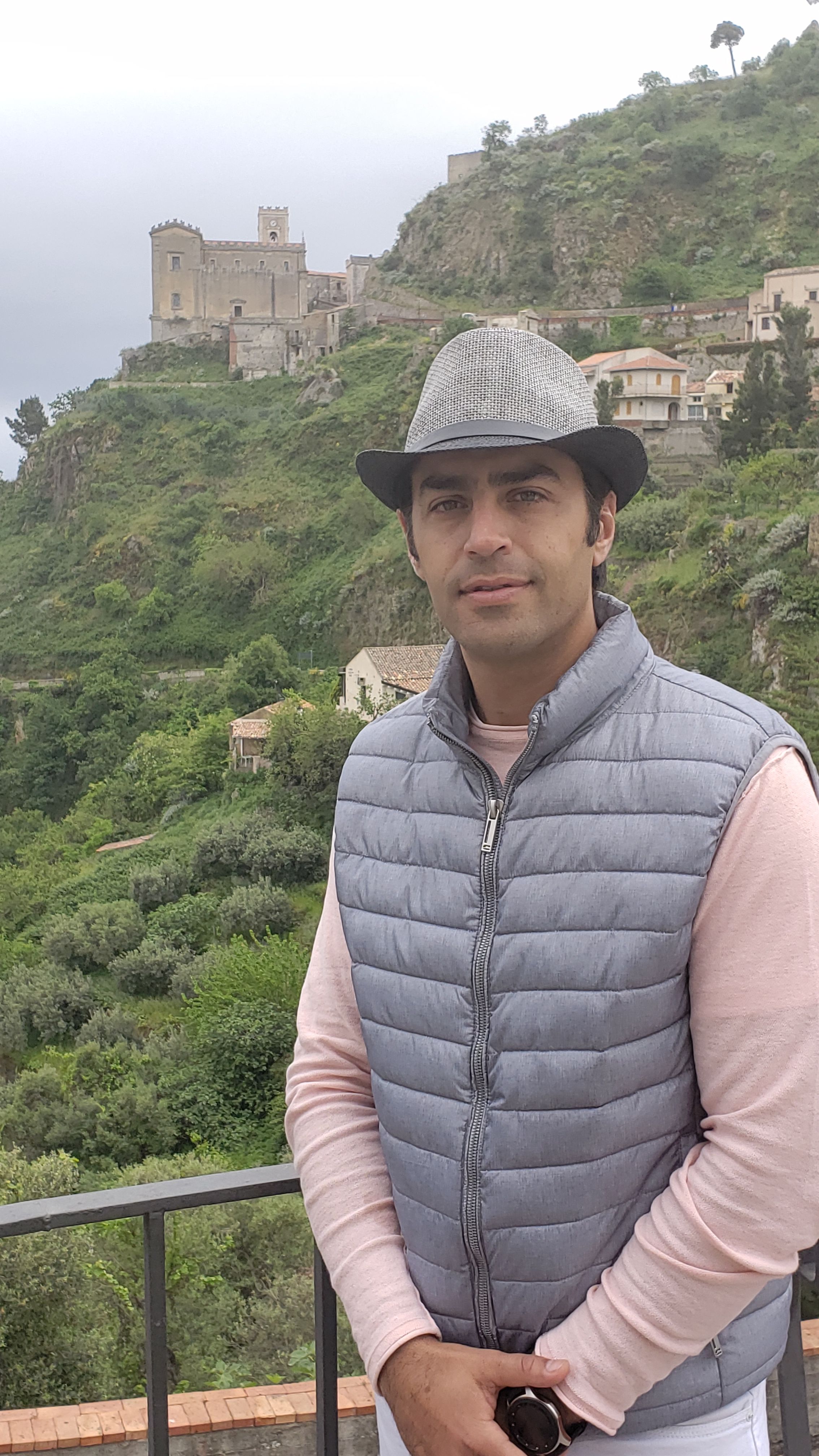 Alejandro Cupitó hizo el viaje de su vida: Conoció el pueblo donde ...