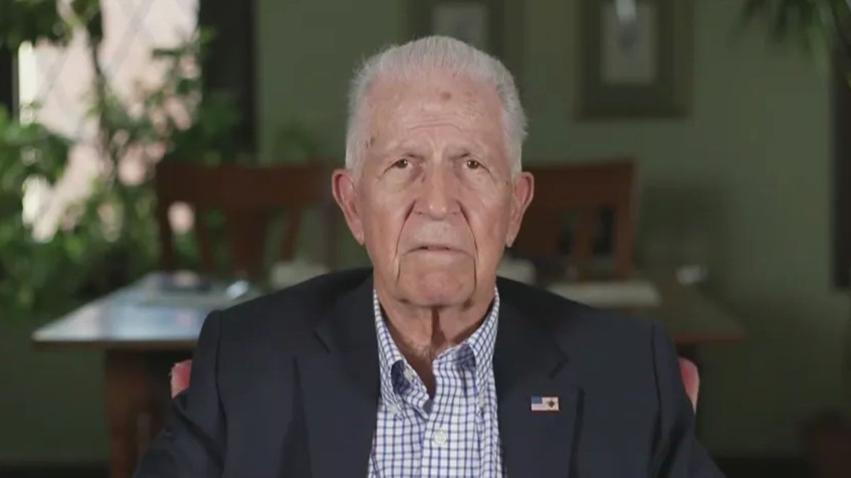 El testigo final : a 60 años, un hombre parece tener la llave para ...