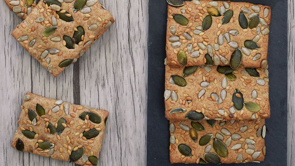 Crackers saladas saludables: el snack casero que sorprende por su simpleza