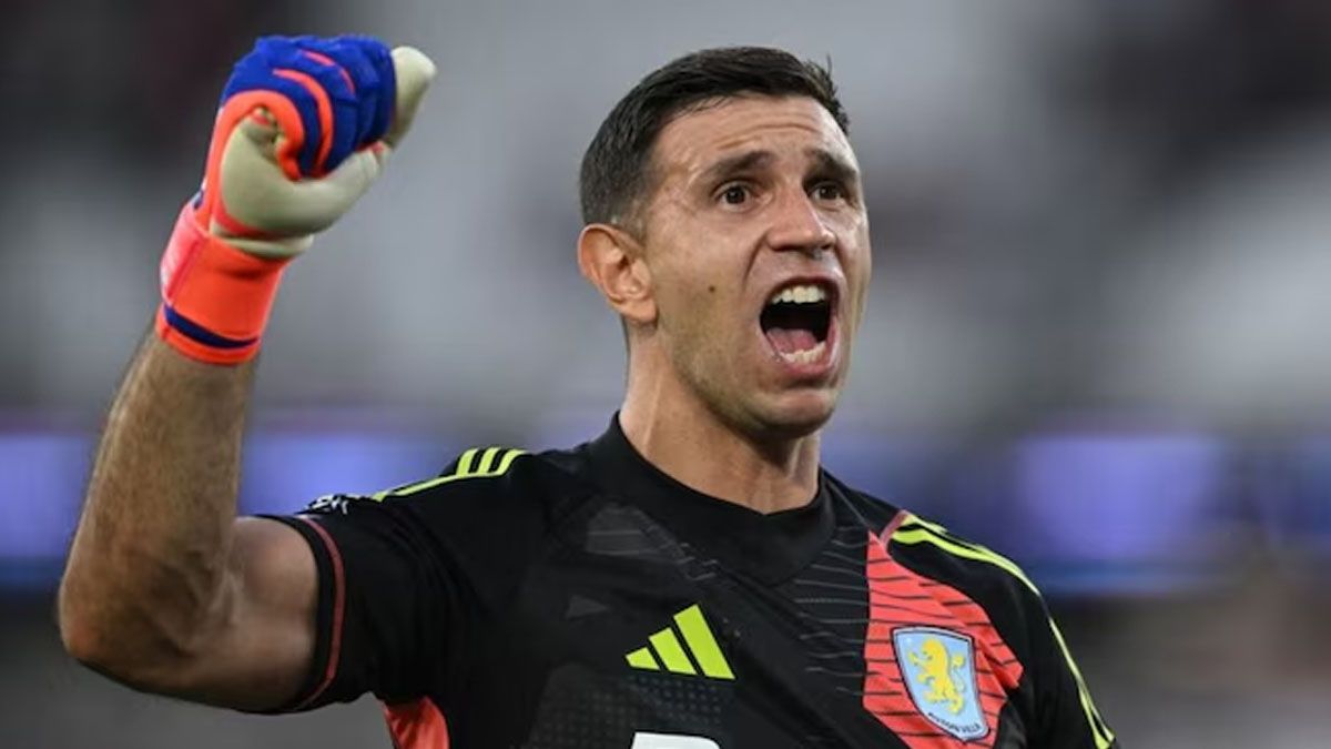 El gran gesto del Dibu Martínez que emocionó a los hinchas del Aston Villa