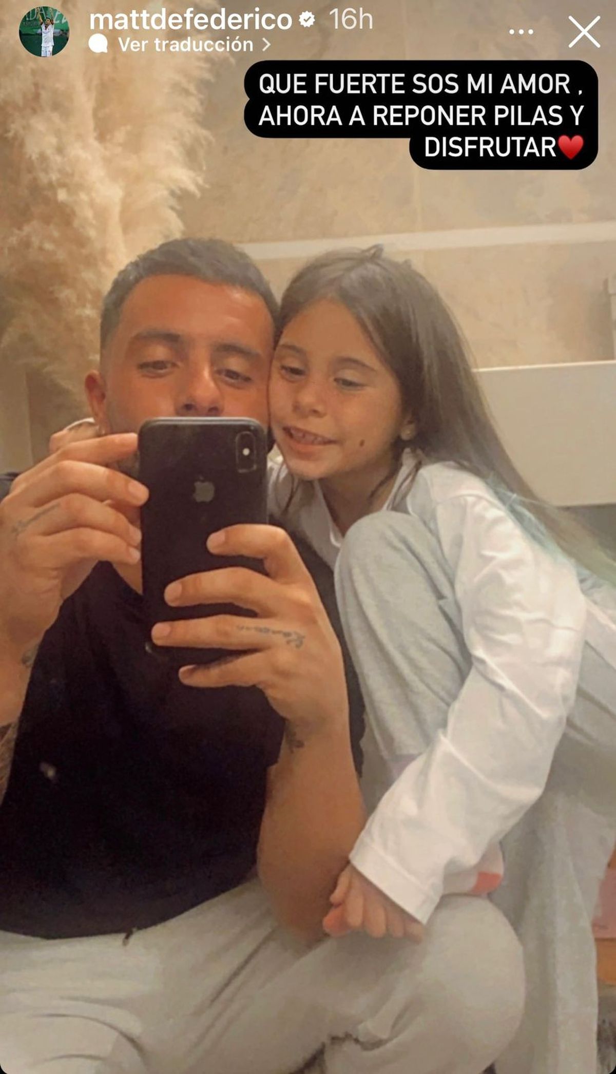 La felicidad de Matías Defederico tras el alta de su hija Francesca en ...