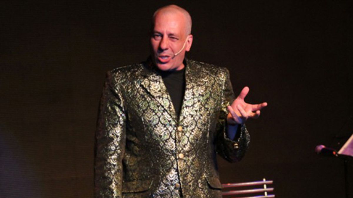 Yayo se llevó el premio Carlos al mejor unipersonal