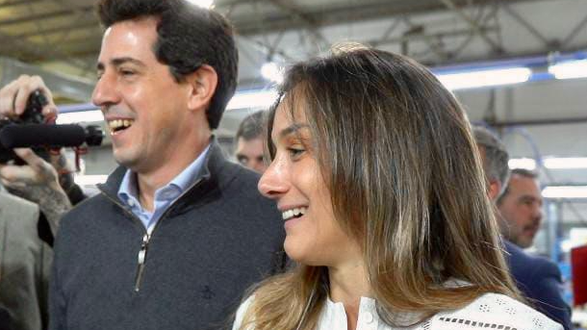 Wado de Pedro acompañó a Malena Galmarini en Tigre y termina de sacarle el respaldo kirchnerista ...