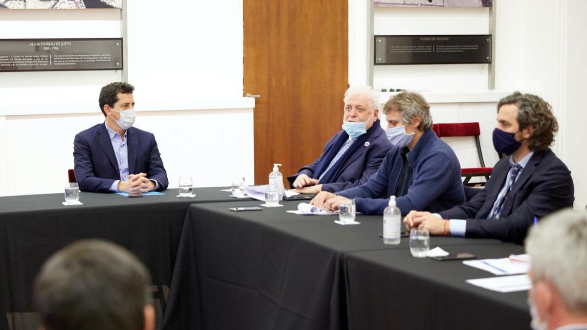 El pedido de intendentes al verborrágico Axel y el dilema Alberto en ...