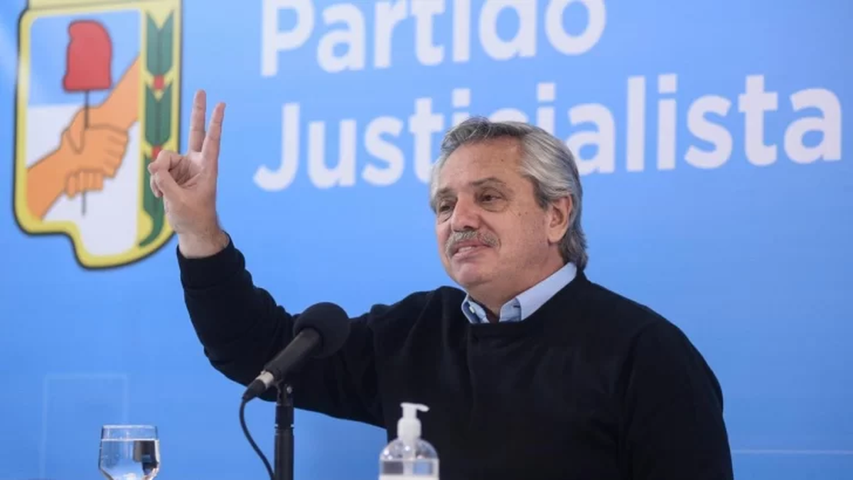 Alberto Fernández renunció como presidente del Partido Justicialista