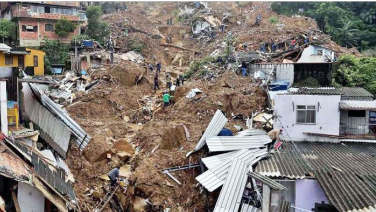 Brasil Ya Son 16 Los Muertos Por Las Lluvias Torrenciales En Río De