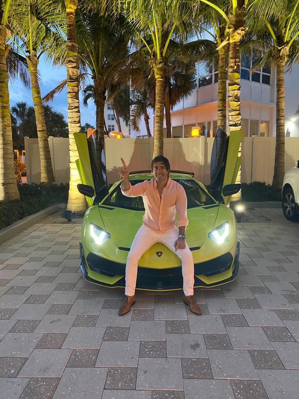 Lucas Forastieri: El empresario influencer que es furor en las redes ...