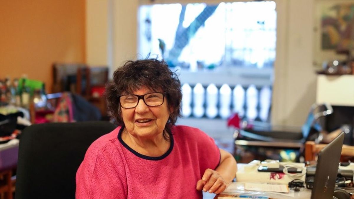 Tienen más de 70 años, son emprendedoras y solo piensan en saber más de ...