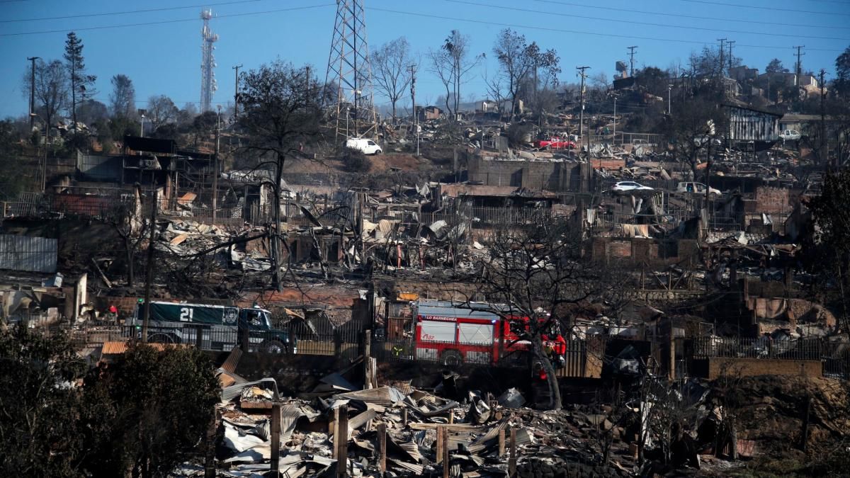 Incendios forestales en Chile: ascienden a 99 los muertos y combaten ...