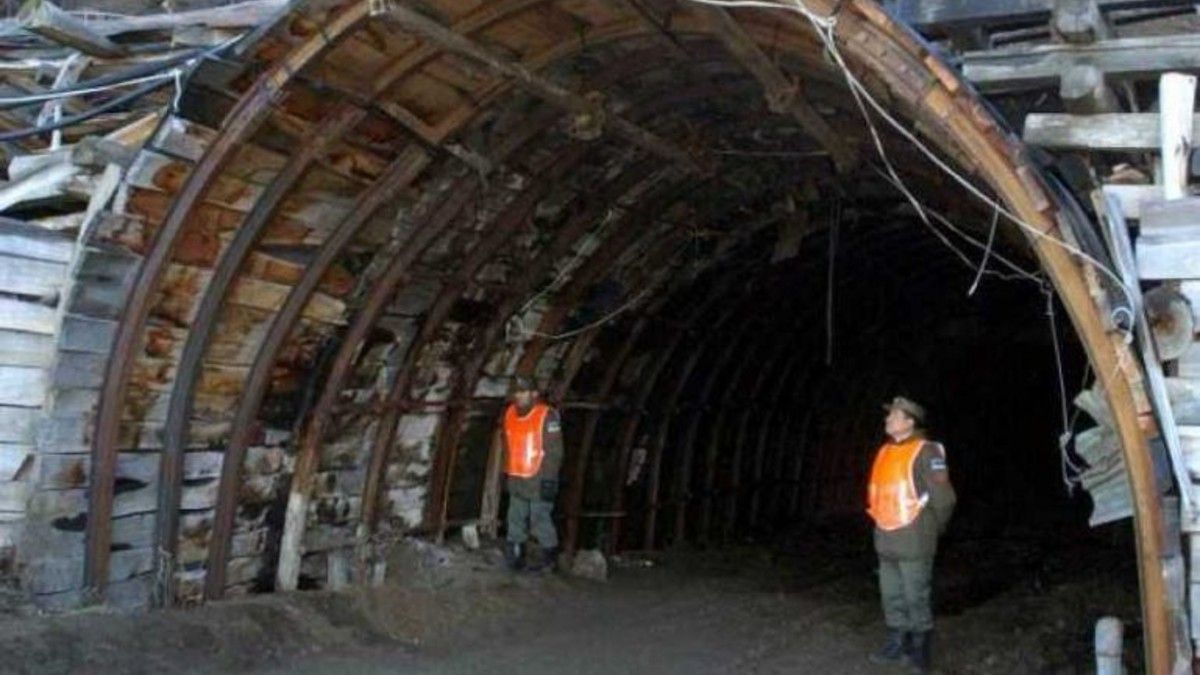 Un infierno bajo tierra: cómo fue la tragedia de los 14 mineros de Río ...