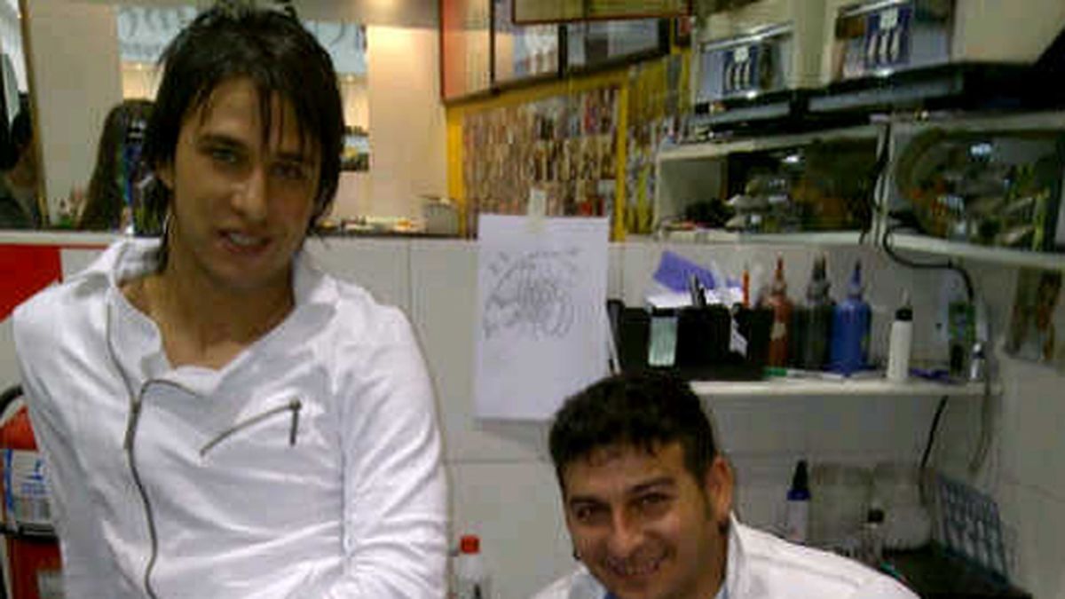 En medio del escándalo con su ex, Toranzo se tatuó la pierna