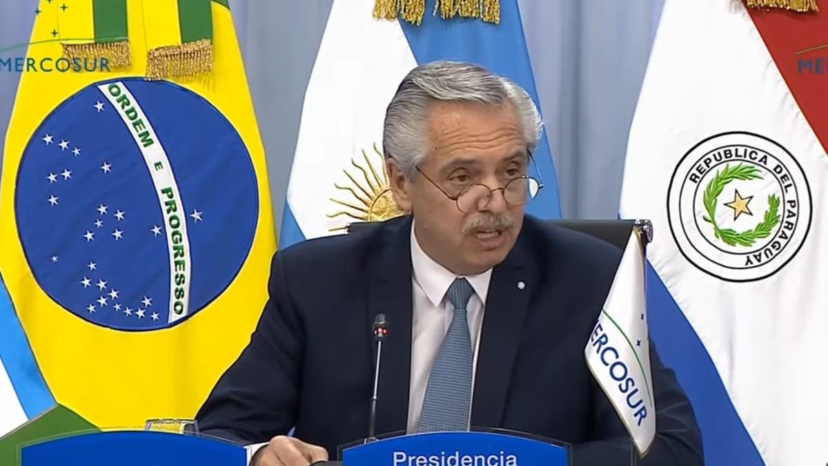 Campaña y gestión: Massa se mostró con Alberto Fernández en la cumbre ...