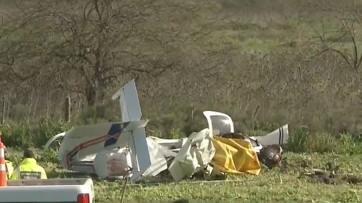 Accidente: Cayó una avioneta cerca de la autopista Buenos Aires-La Plata y dos personas fallecieron