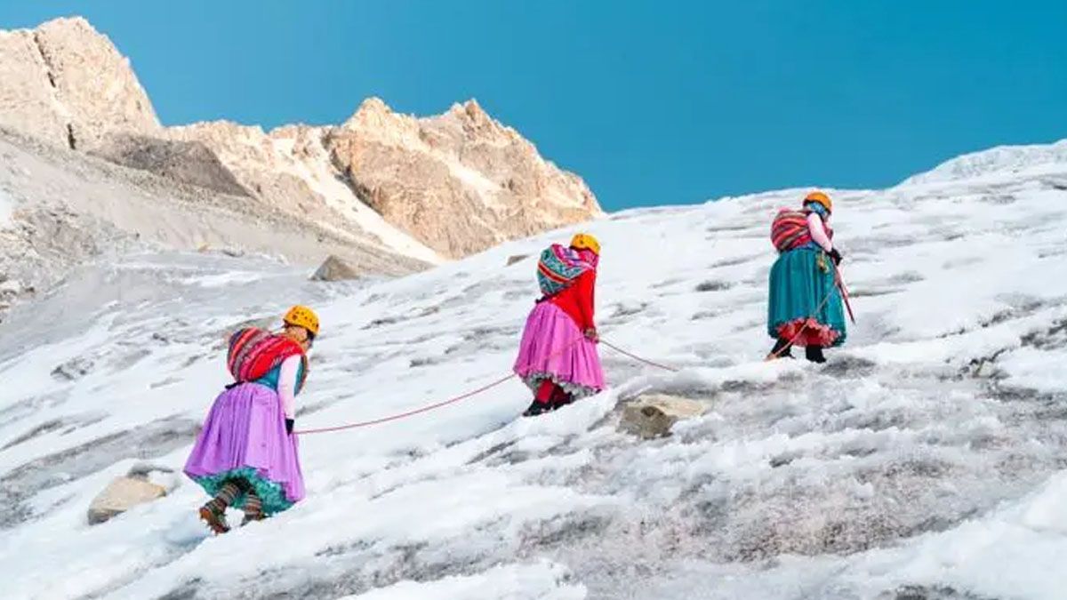 Del altiplano a la cima del mundo: la extraordinaria aventura de cuatro ...
