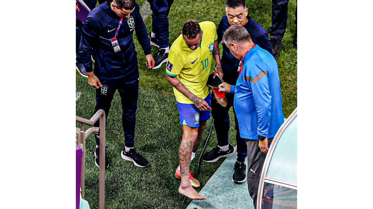 Brasil, en alerta: Neymar salió llorando y lesionado en su tobillo derecho