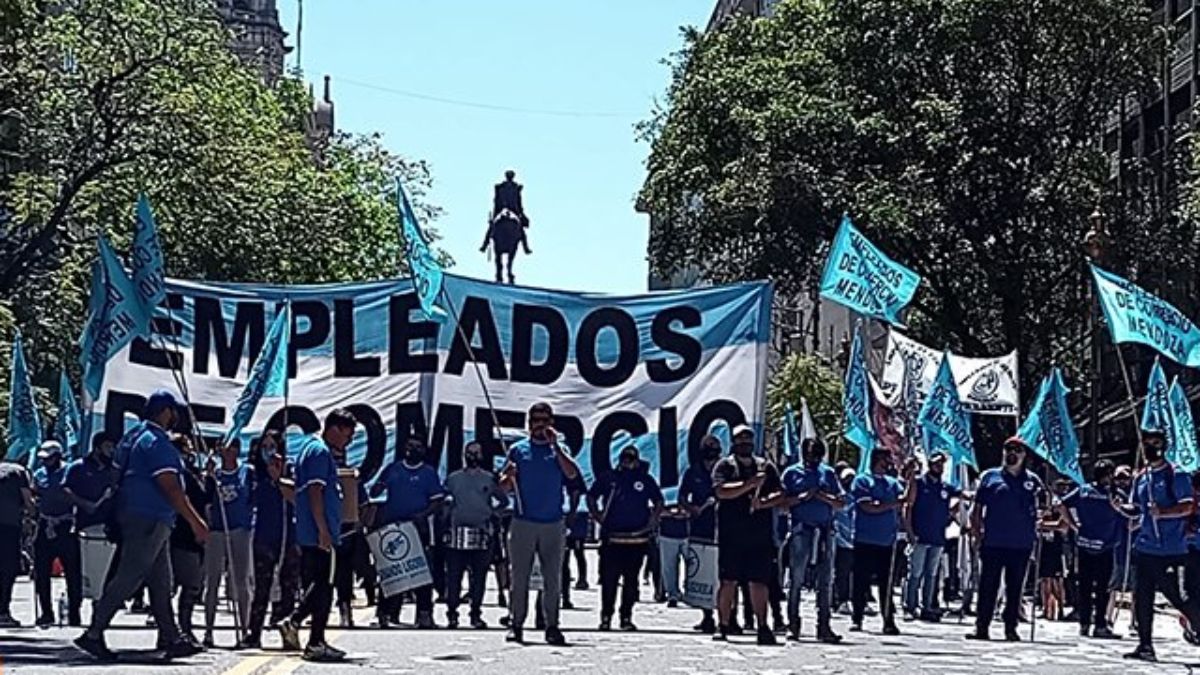 La CGT marcha en la Ciudad y prepara un acto contra el ataque al ...