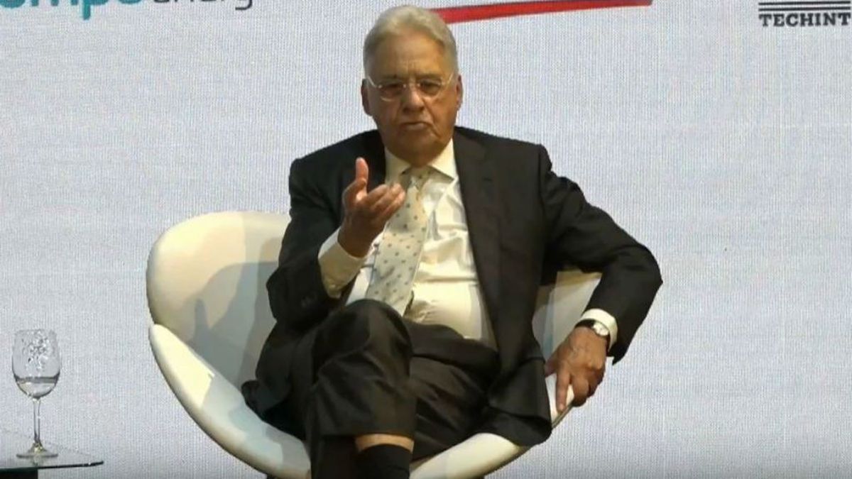 Fernando Cardoso: Un presidente simboliza, más que un partido, una nación