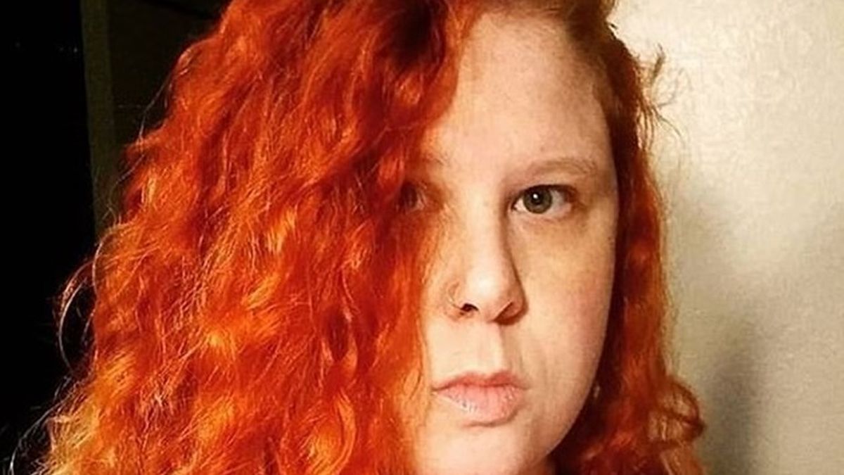 Fue engañada y se dedica a escrachar hombres casados en Tinder