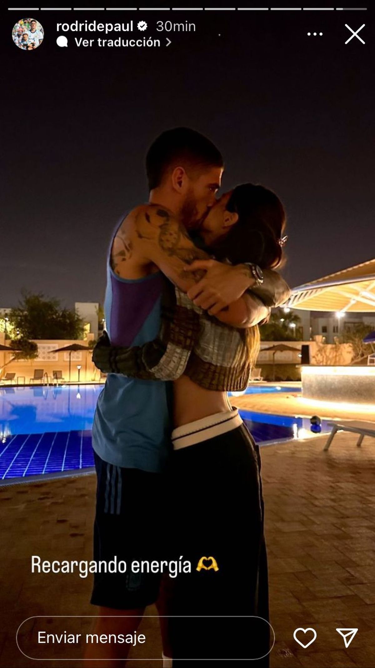 Camila Homs celebró su cumpleaños y deslumbró con transparencias en una fiesta súper top