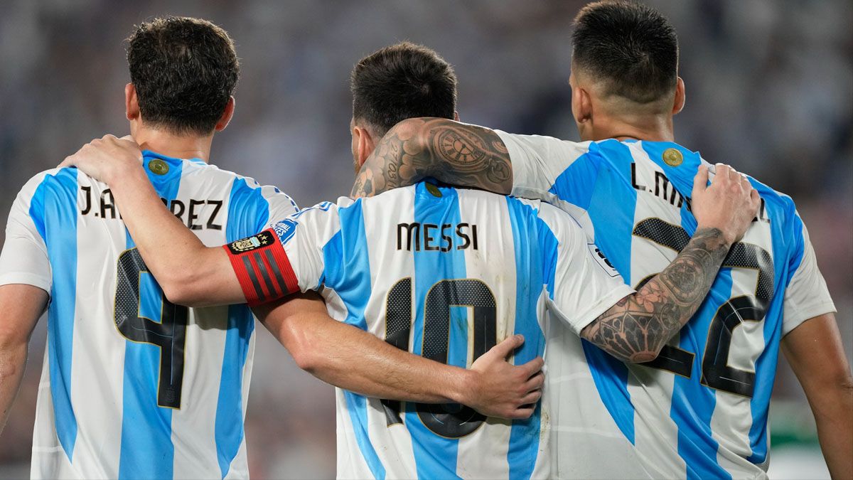 El gran acierto de Scaloni: Messi, Lautaro Martínez y Julián Álvarez ...