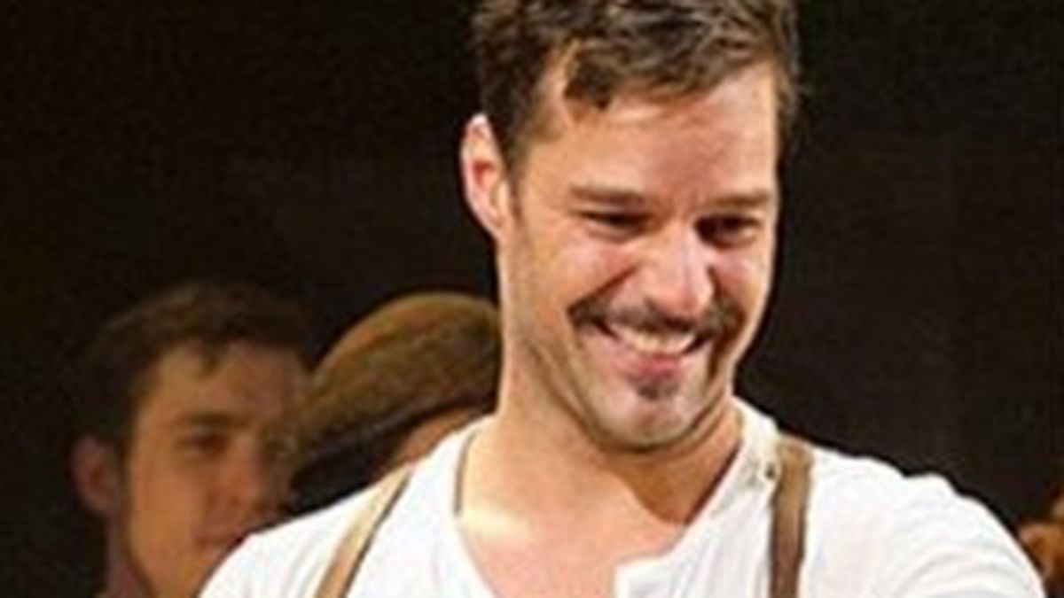 Ricky Martin emociona hasta las lágrimas con Evita