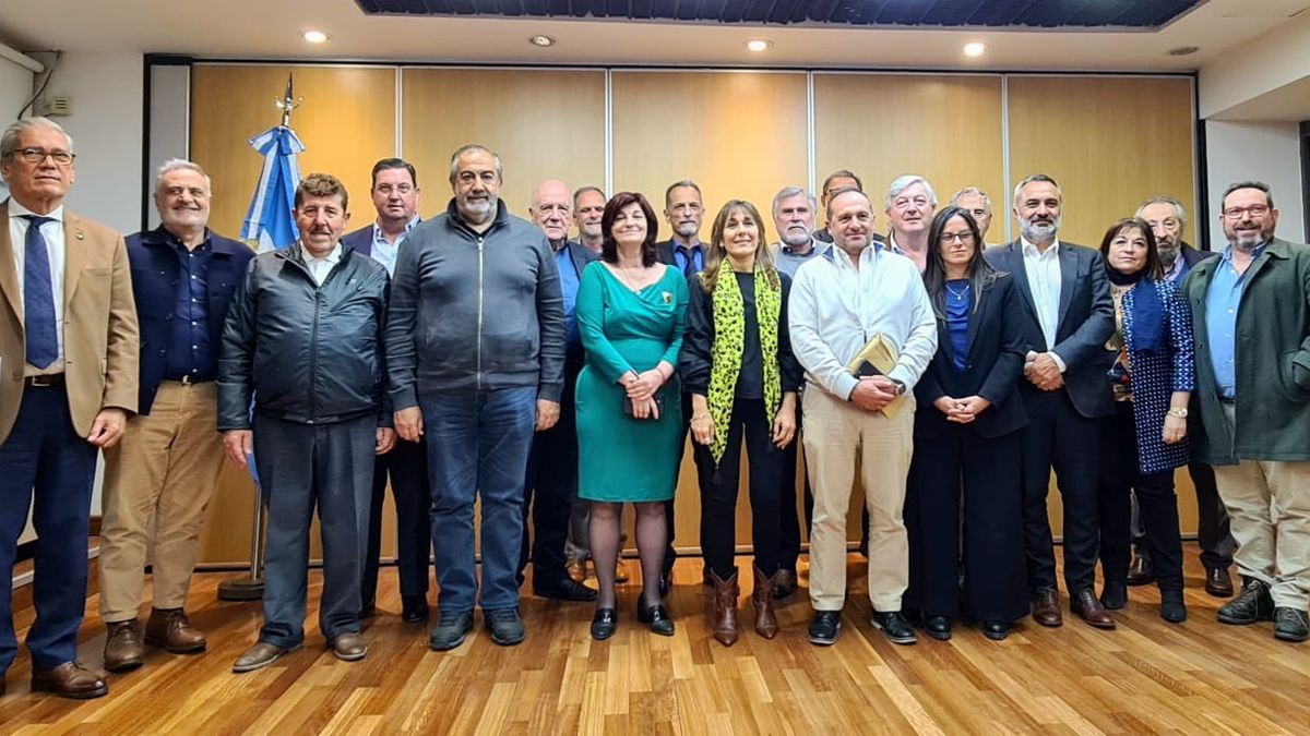 Sanidad acordó aumento salarial del 96% y se suma al ranking de ...