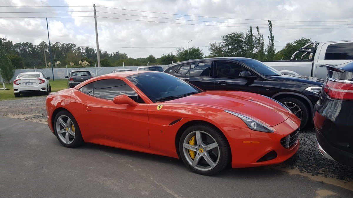 Tiene una Ferrari y deberá pagar $1.422.000 de patente: Este país te ...