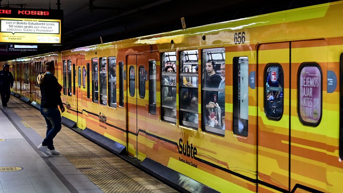 Reabren estaciones de subte de la Ciudad