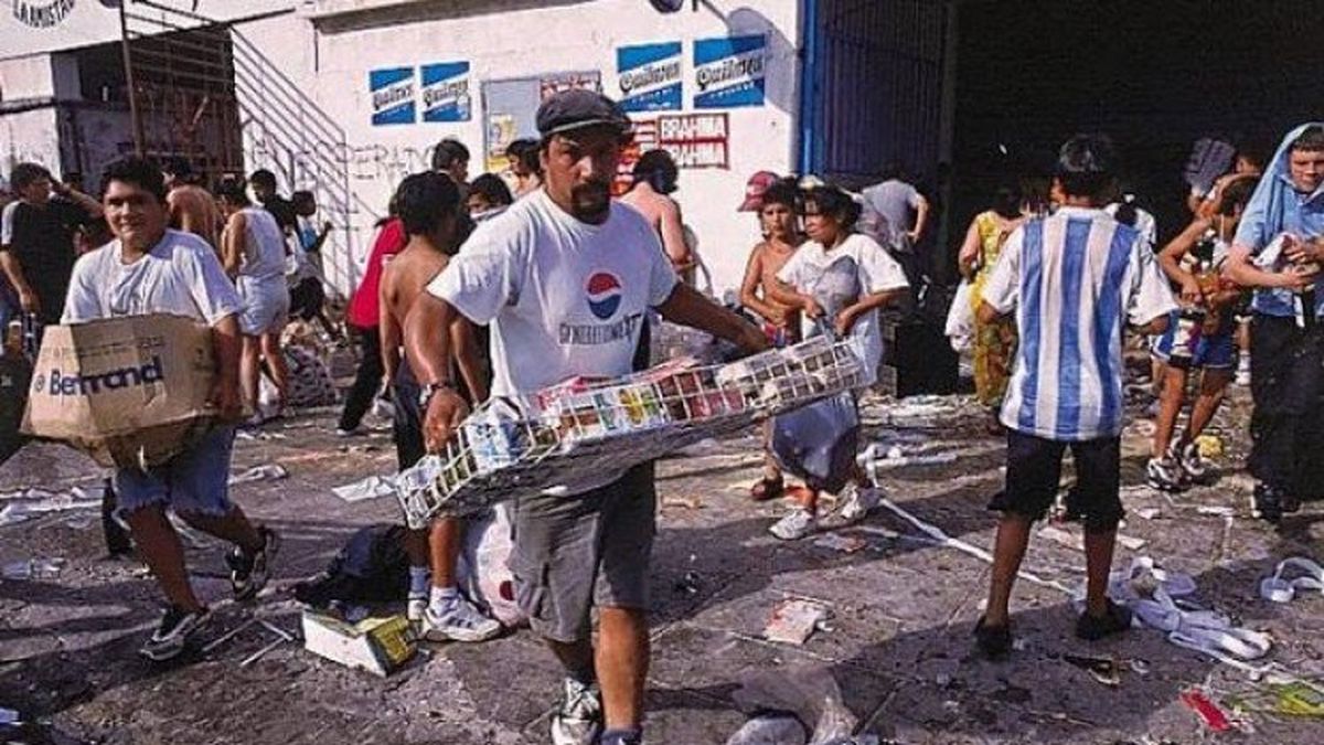 A 20 años de la crisis de 2001: las 10 claves para entender lo que pasó ...