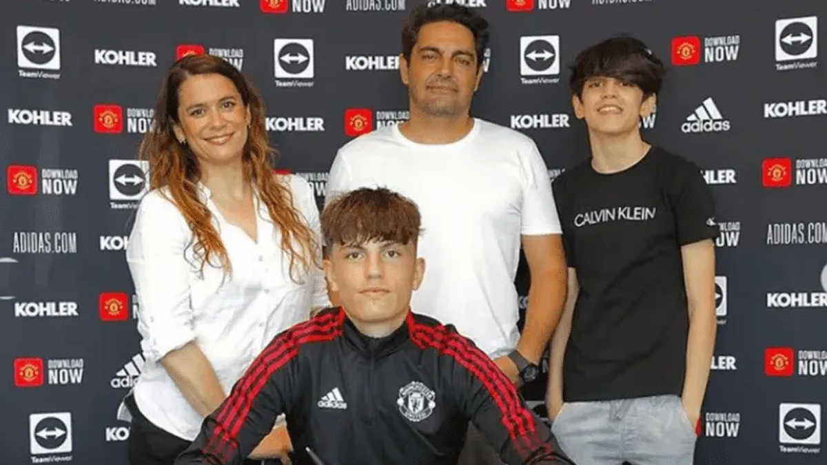 El emotivo mensaje del papá de Alejandro Garnacho antes del debut de su ...