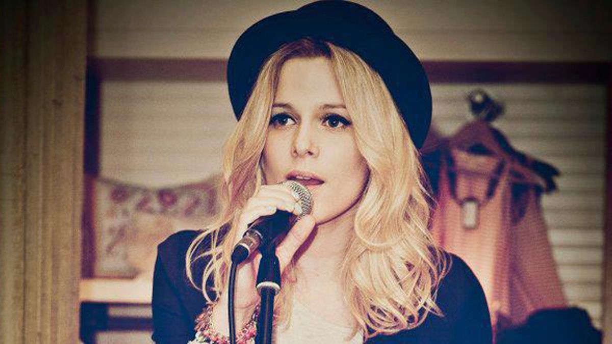 Jenny Williams debuta como cantante