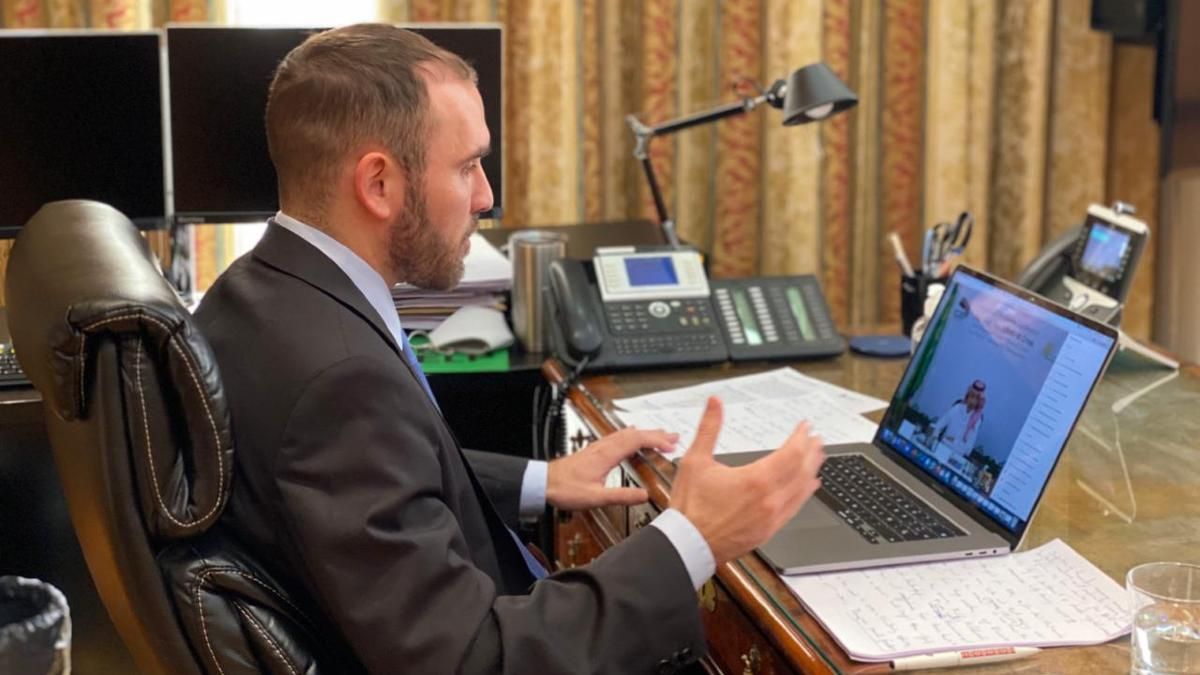 Diálogos con José Tasa: entre la insistencia con bonistas y la mira en ...