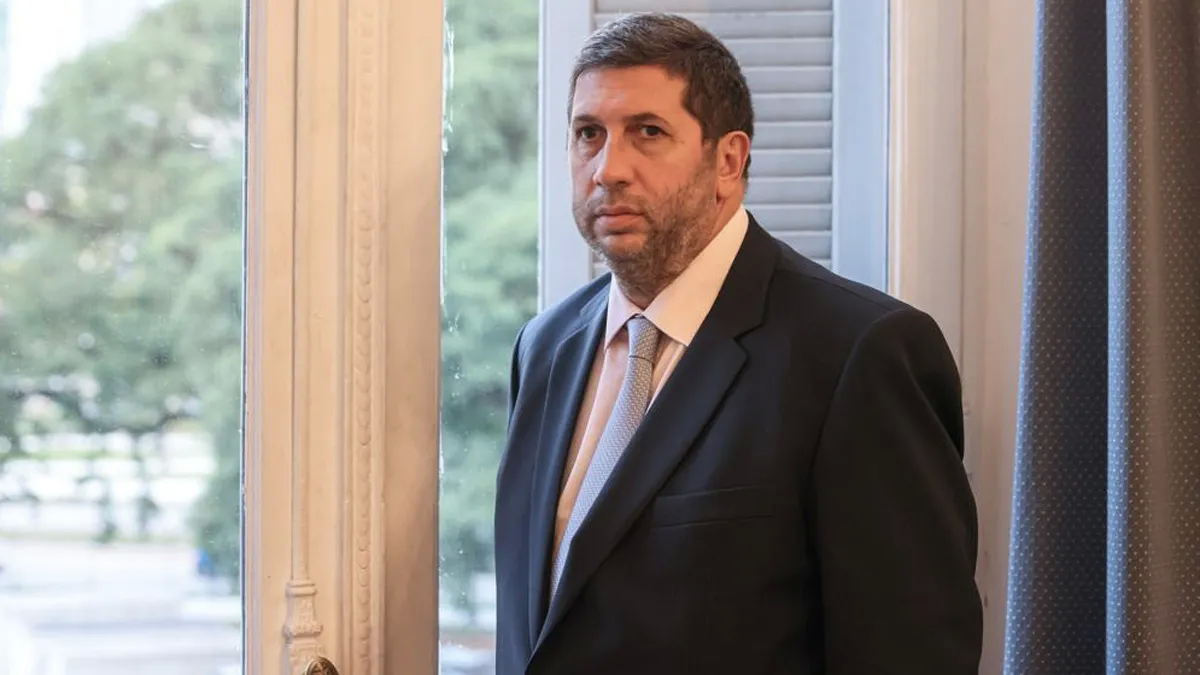 El PJ propone al vicejefe de Gabinete, Juan Manuel Olmos para la ...