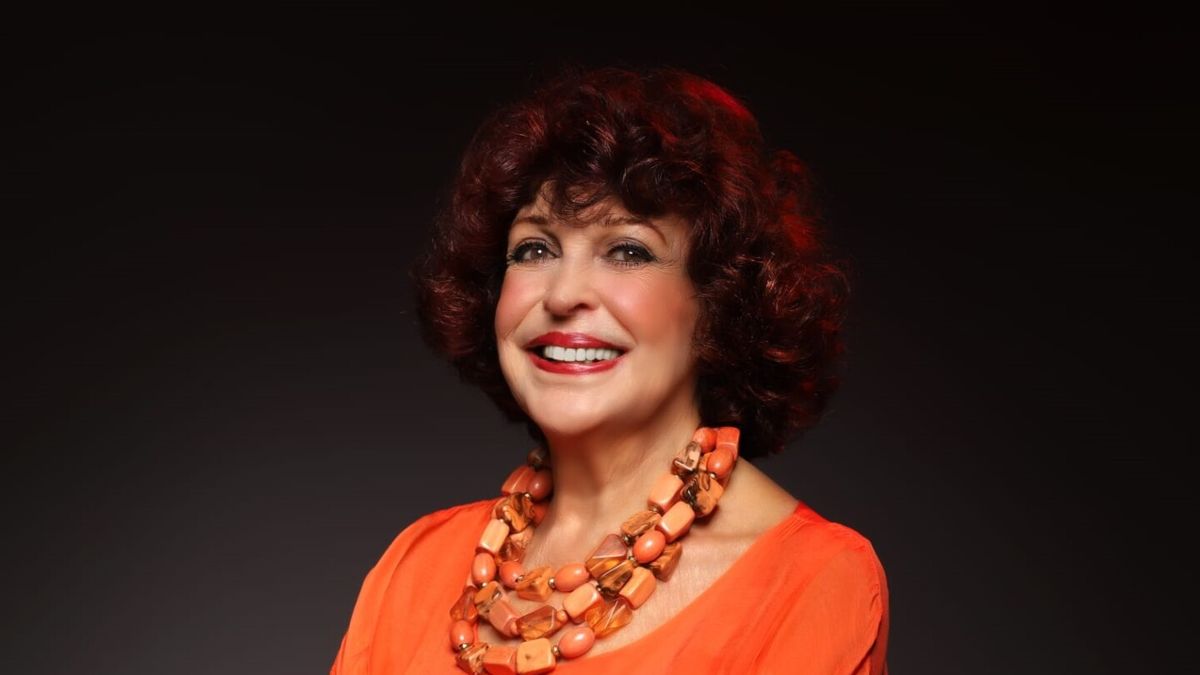 Gabriela Acher presenta su unipersonal ¿Qué hace una chica como yo en ...