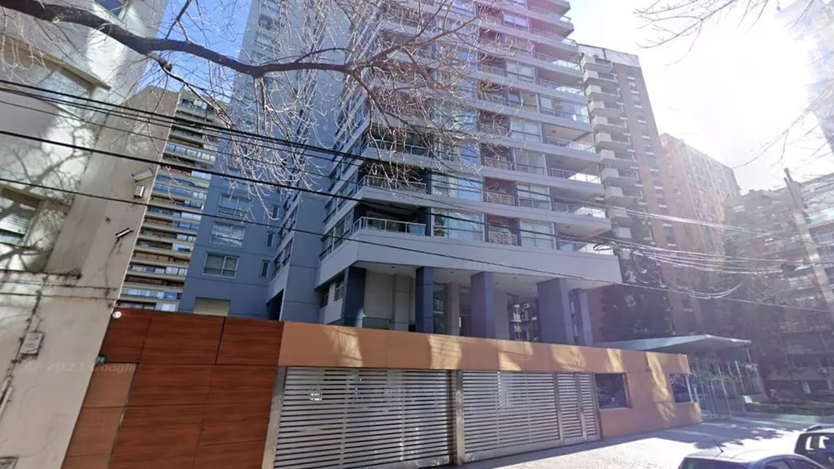 La desesperada reacción de la niñera del chico de 12 años que cayó de ...