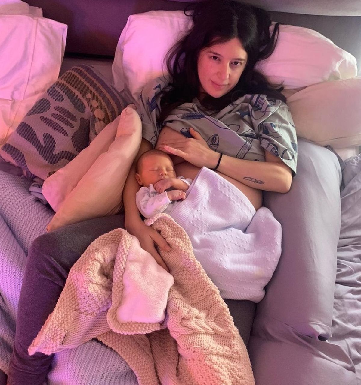 Malena Pichot presentó a su hijo con una particular foto y reveló su nombre: Saqué un tipazo