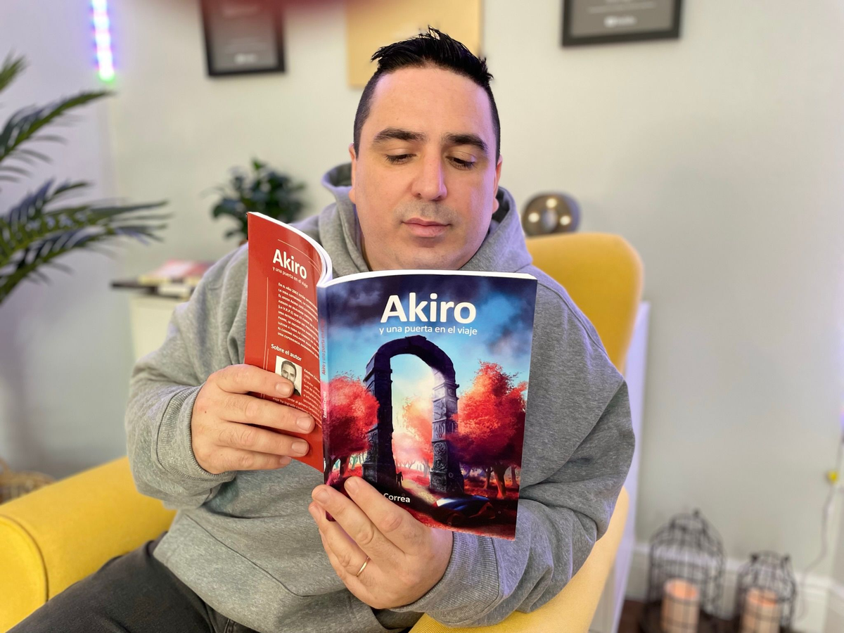 El escritor y productor Esteban Correa habla sobre sus libros y cuentos ...