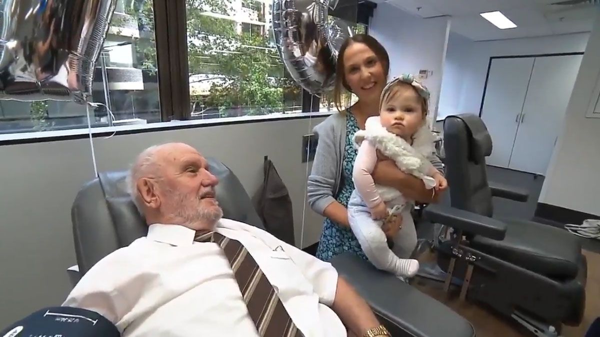 La historia de James Harrison, el hombre del brazo de oro que salvó a 2 ...