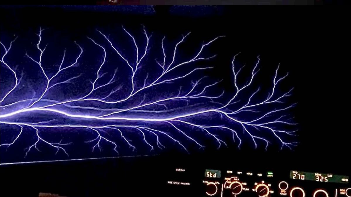 Qué es el fuego de San Telmo, el fenómeno azul que estalla con las ...