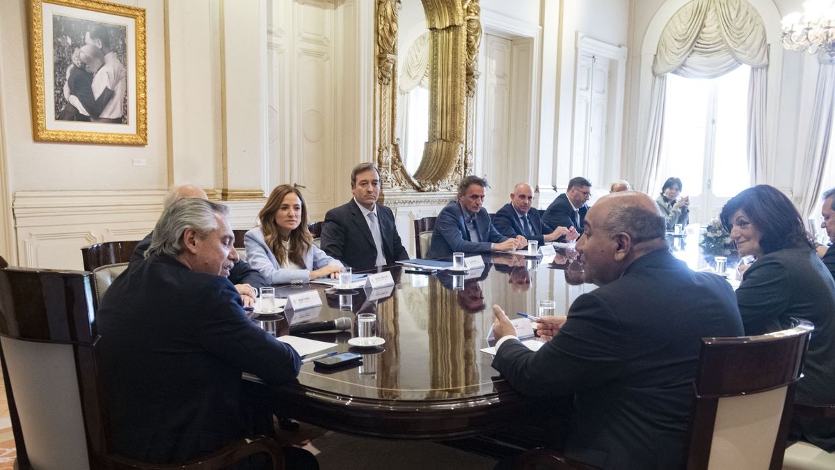 Manzur descartó su renuncia inmediata: Sigo trabajando a la par del ... Manzur descartó su renuncia inmediata: Sigo trabajando a la par del ...