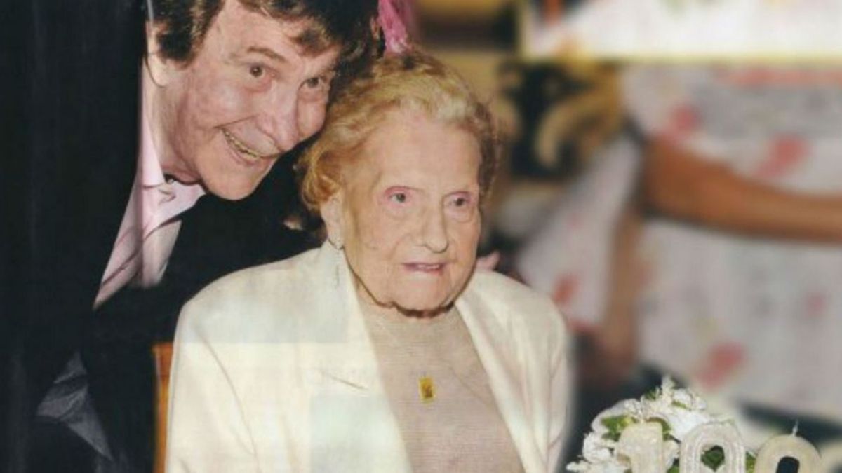 La madre de Soldán cumplió 102 años y te mostramos uno de los regalos ...