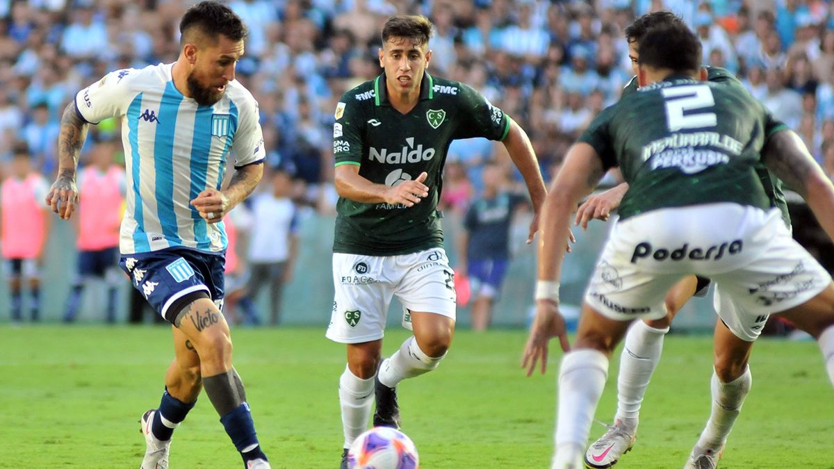 Racing le ganó a Sarmiento en un partido marcado por el calor extremo