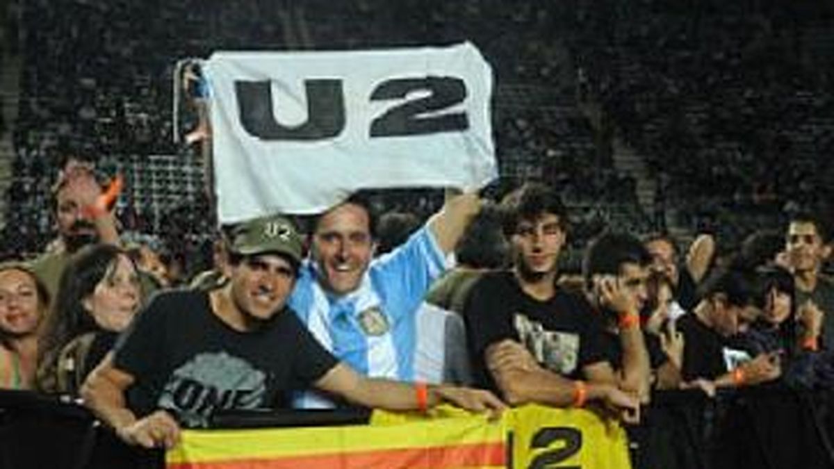 Arrancó el concierto de U2