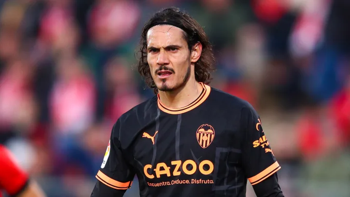 ¿Cuenta regresiva? Edinson Cavani acordó su recisión con el Valencia y ...