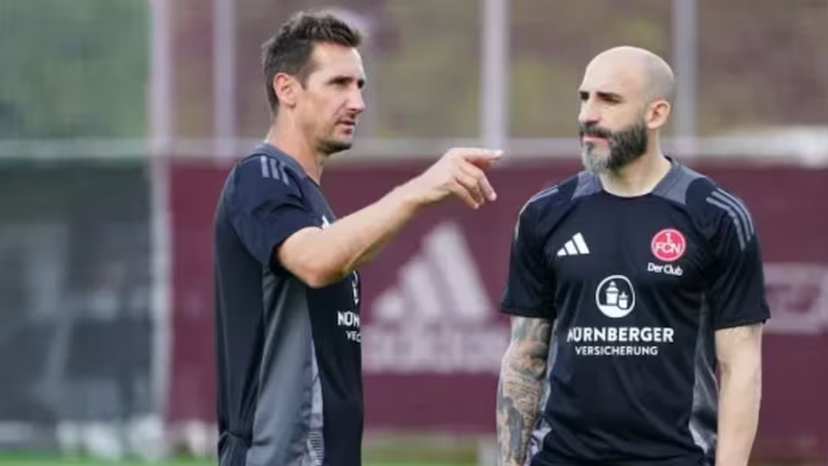 Javier Pinola vuelve a jugar al fútbol tras su retiro: ¿Qué club ...