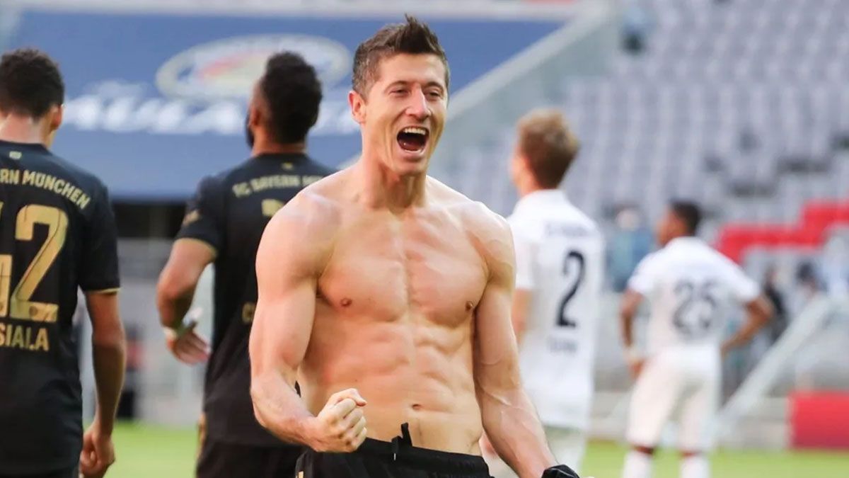 Roberto Lewandowski y la dieta invertida para estar en forma y liderar ...