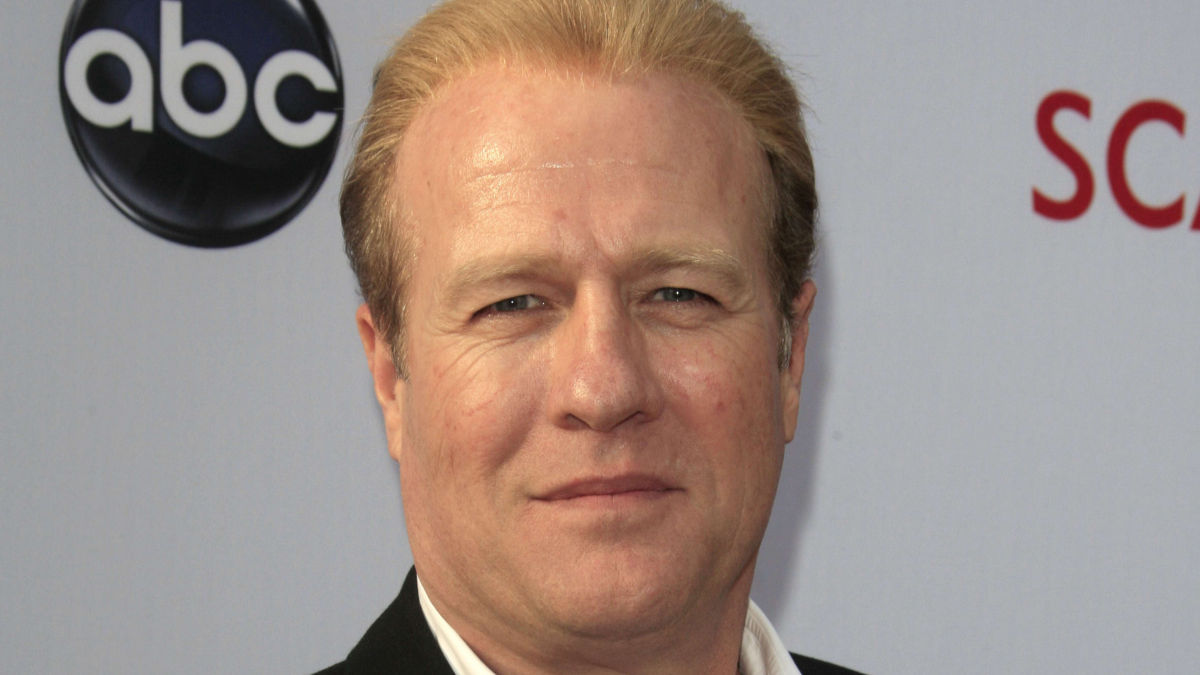 Hit & Run: ¿Quiénes son los actores de la serie de Netflix?