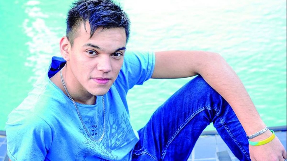 El nuevo look rasta de Brian Lanzelotta