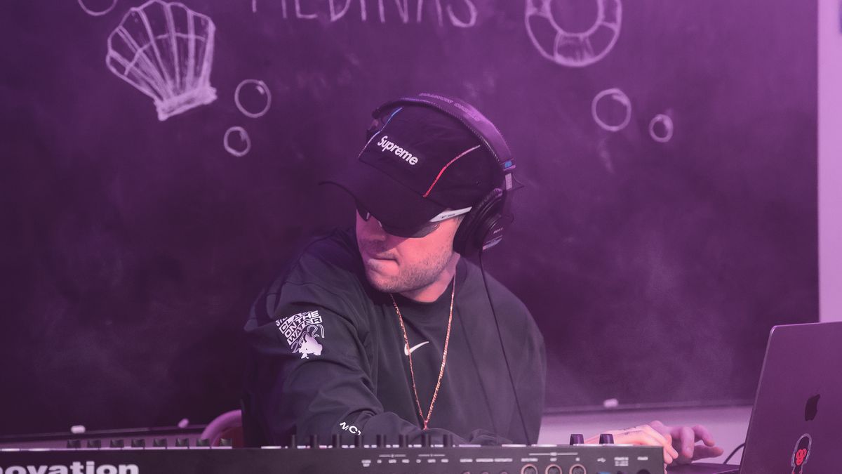 JCKC y MEDINAS se unen en un nuevo lanzamiento: CLASS 04, una fusión de ...