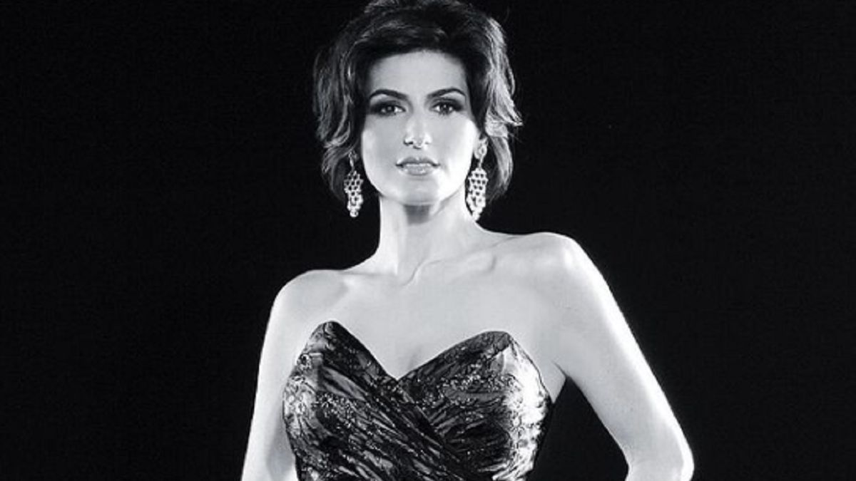 Cecilia Milone mostró su pasaporte y dejó un fuerte mensaje